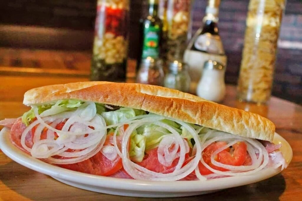 Vic's Italian Restaurant - Best Pizza & Gelato in Sebastian